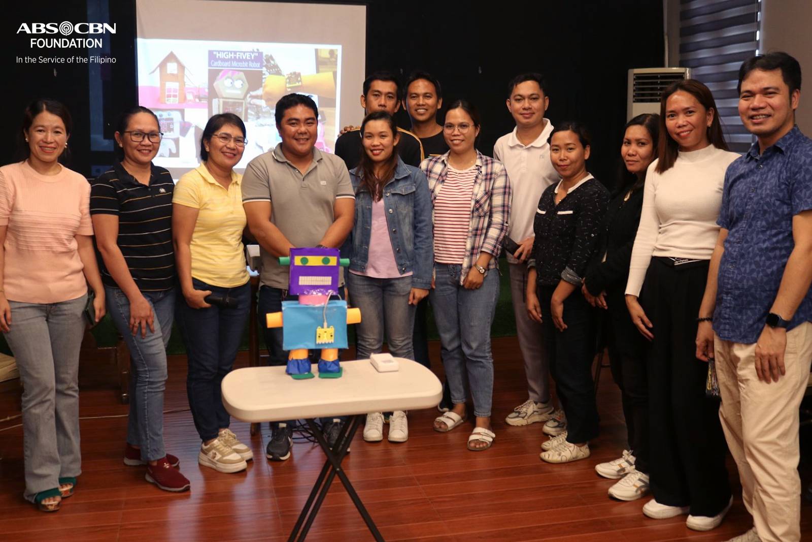 ABS-CBN Foundation Programa Genio Holds Romblon’s First-Ever Robotics ...